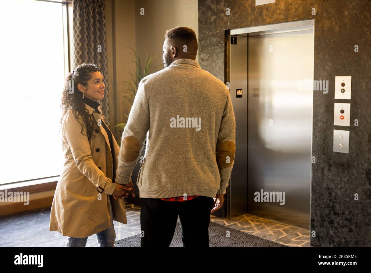 Hotel elevator lobby hi-res stock photography and images - Alamy