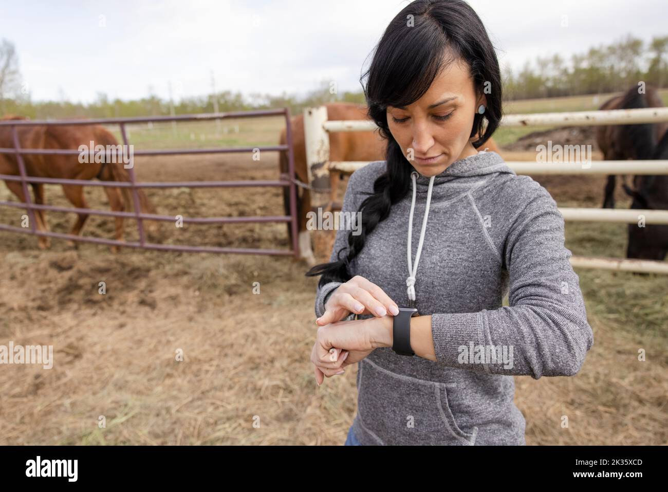 Farmer checking hi-res stock photography and images - Alamy