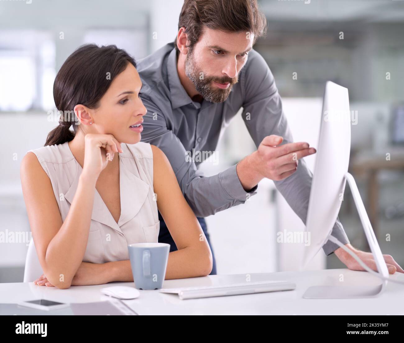 Explaining little one hi-res stock photography and images - Alamy