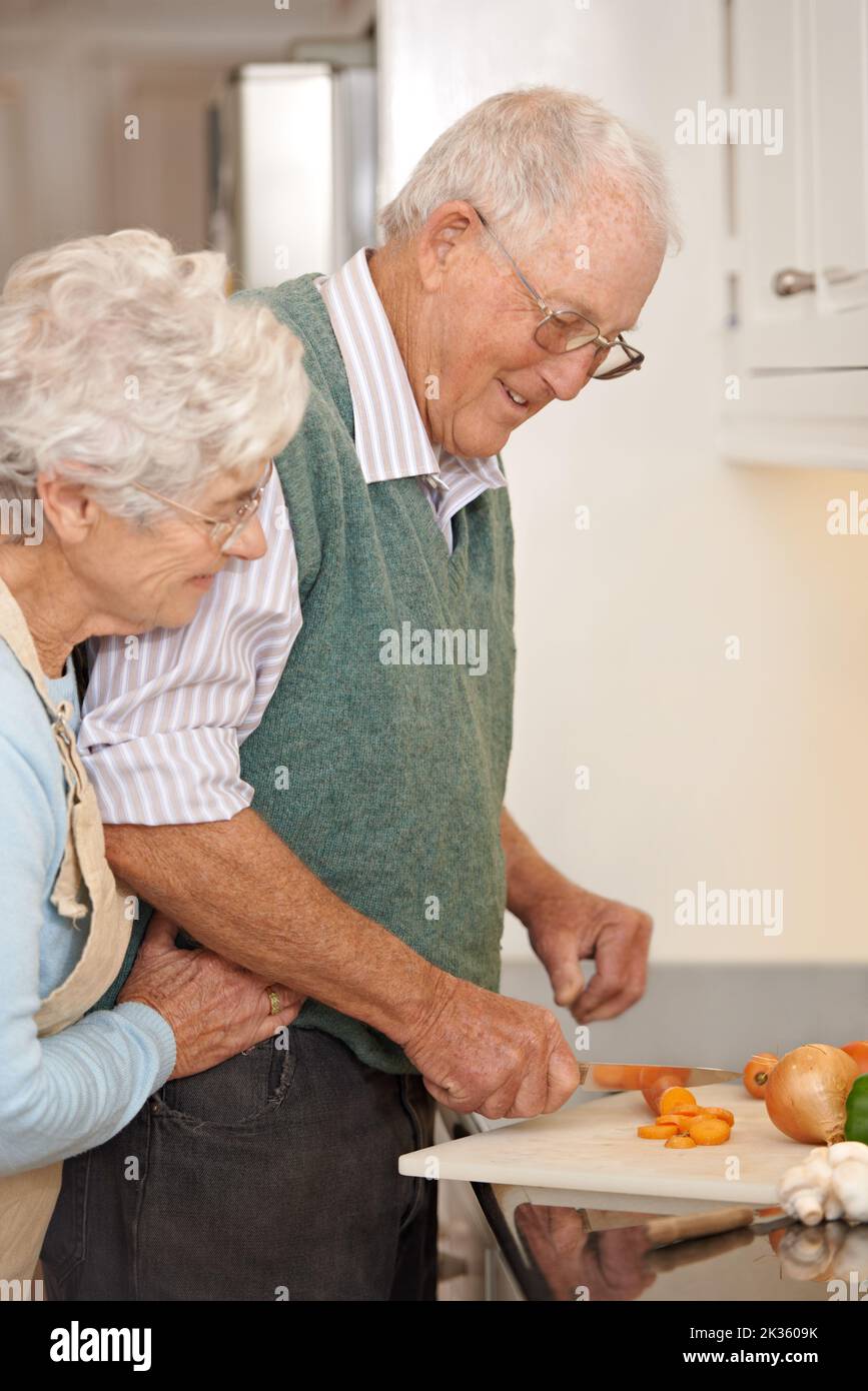 Preparing supper hi-res stock photography and images - Alamy