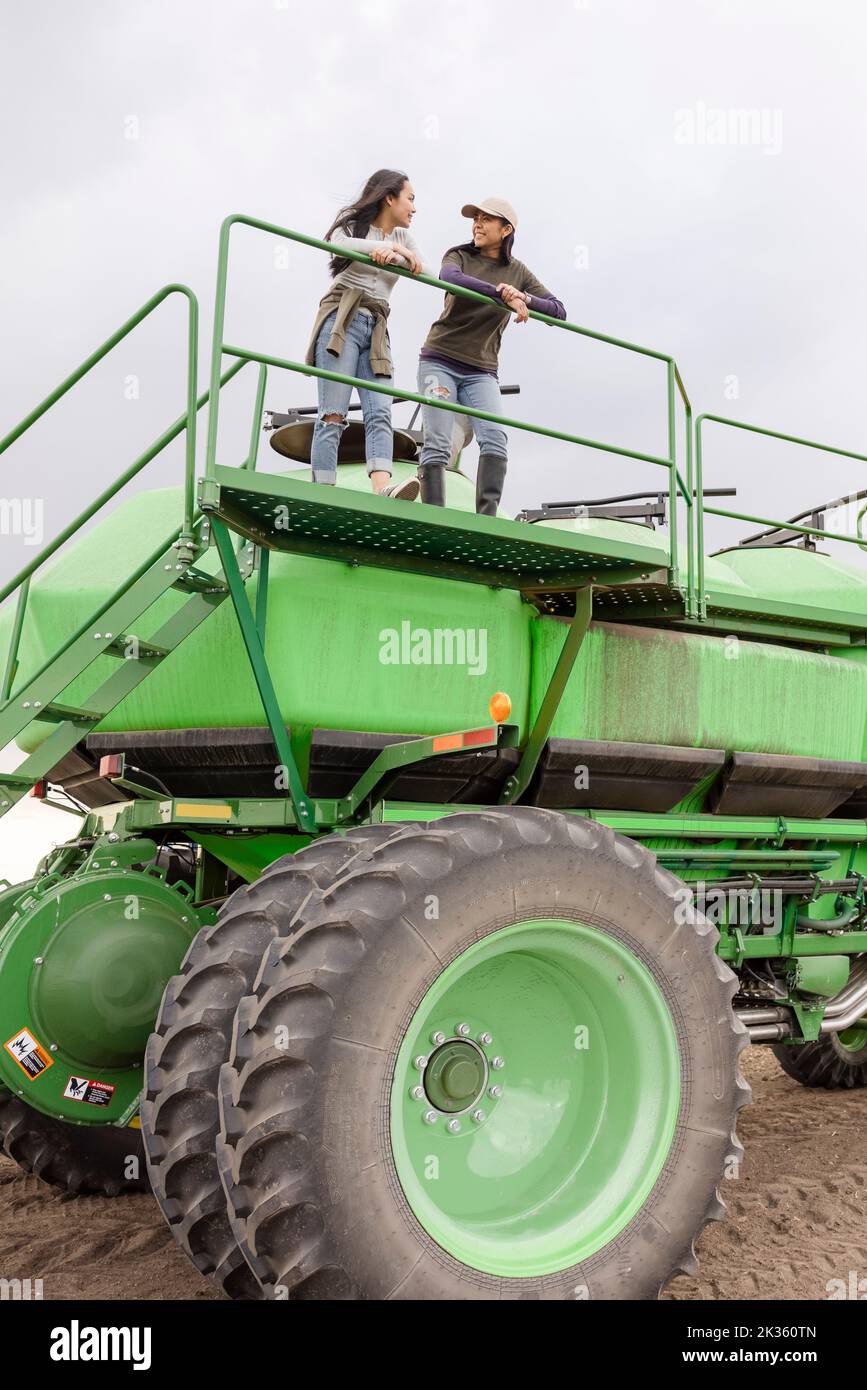 Teamwork platform hi-res stock photography and images - Alamy
