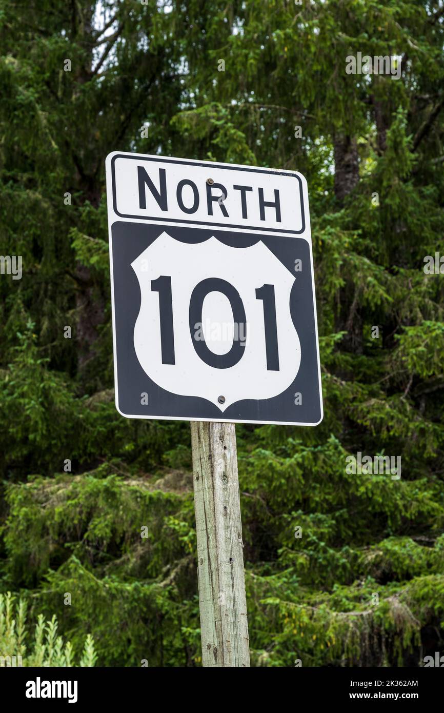 US 101 highway sign, Cannon Beach, Oregon, USA Stock Photo - Alamy US 101 highway sign, Cannon Beach, Oregon, USA Stock Photo - Alamy
