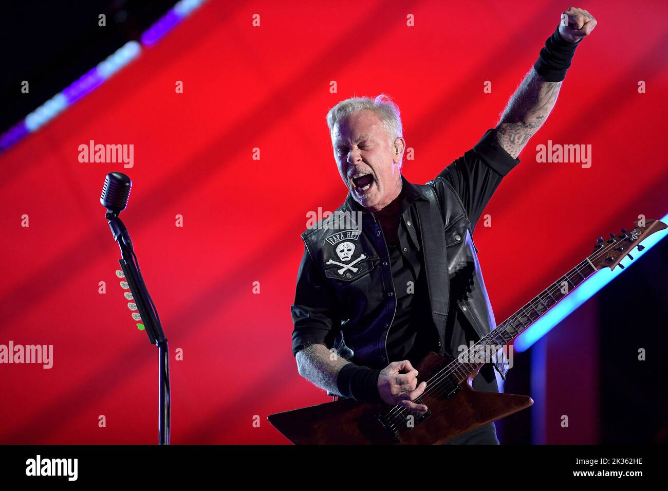 New York, USA. 24th Sep, 2022. Lead singer James Hatfield and members ...