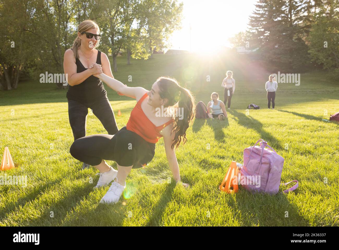 Stand student hi-res stock photography and images - Alamy