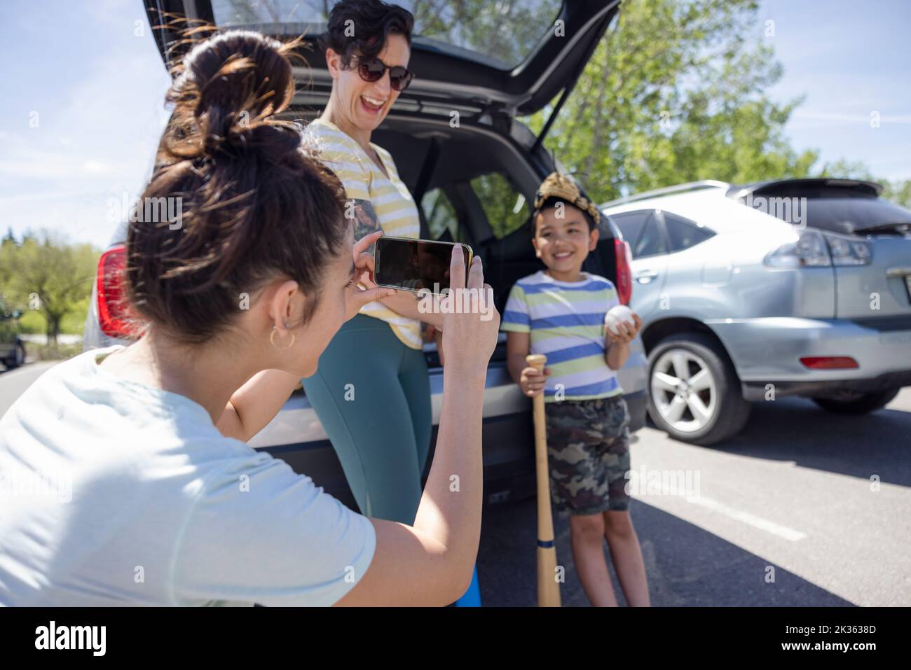 Family transport vehicle hi-res stock photography and images - Alamy