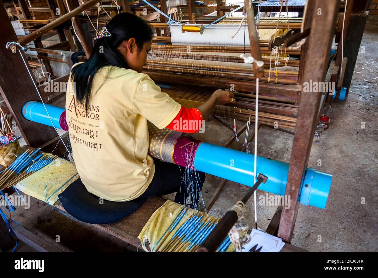 Female threads hi-res stock photography and images - Alamy
