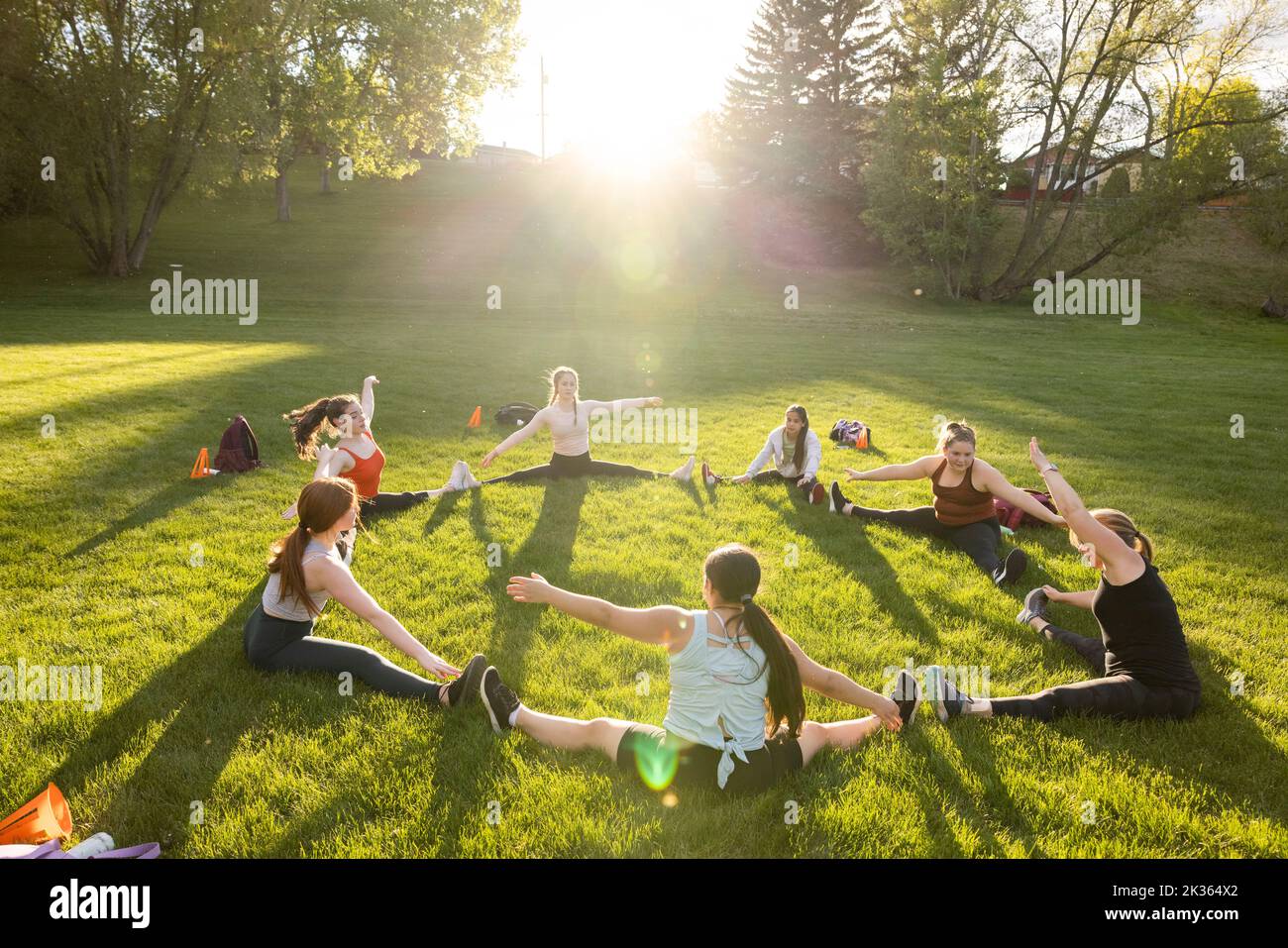Teen classroom stretch hi-res stock photography and images - Alamy
