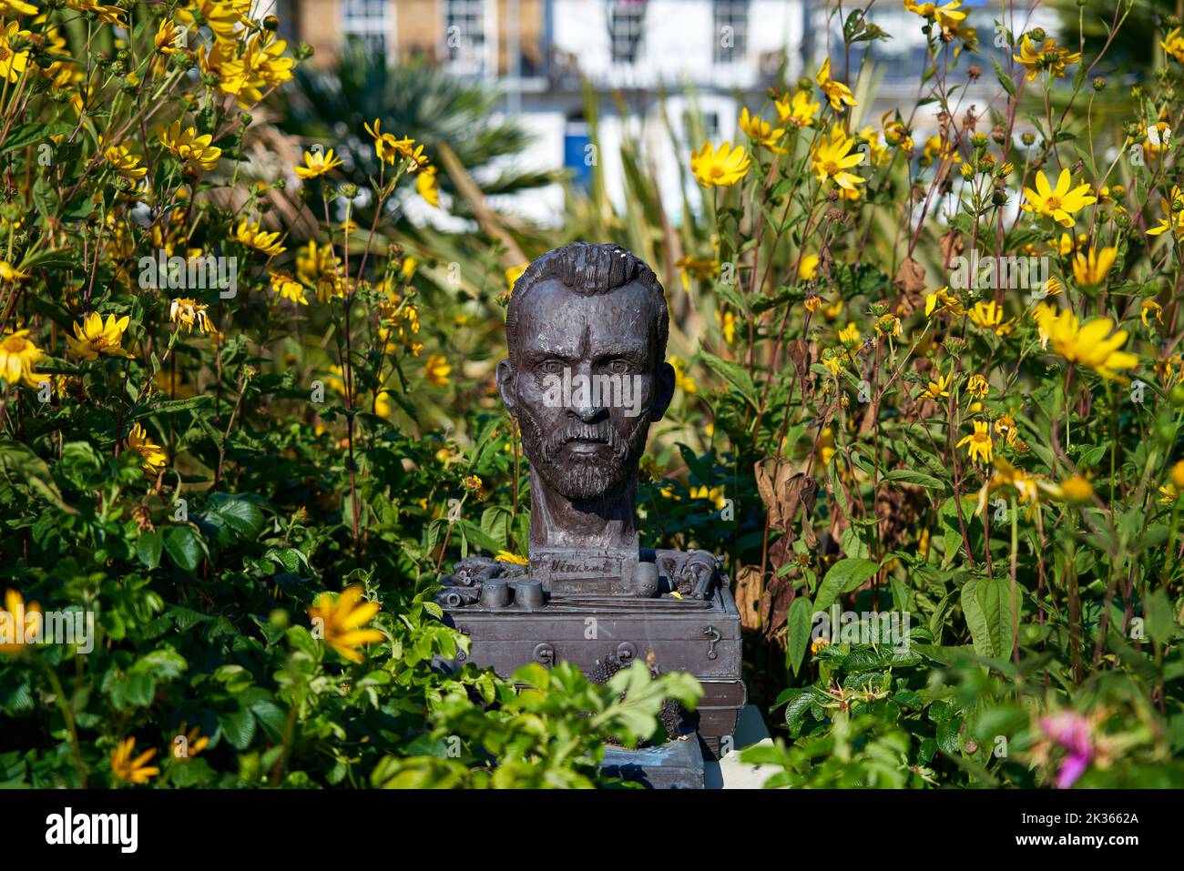 The Vincent van Gogh memorial in Spencer Square, Ramsgate, UK Stock ...