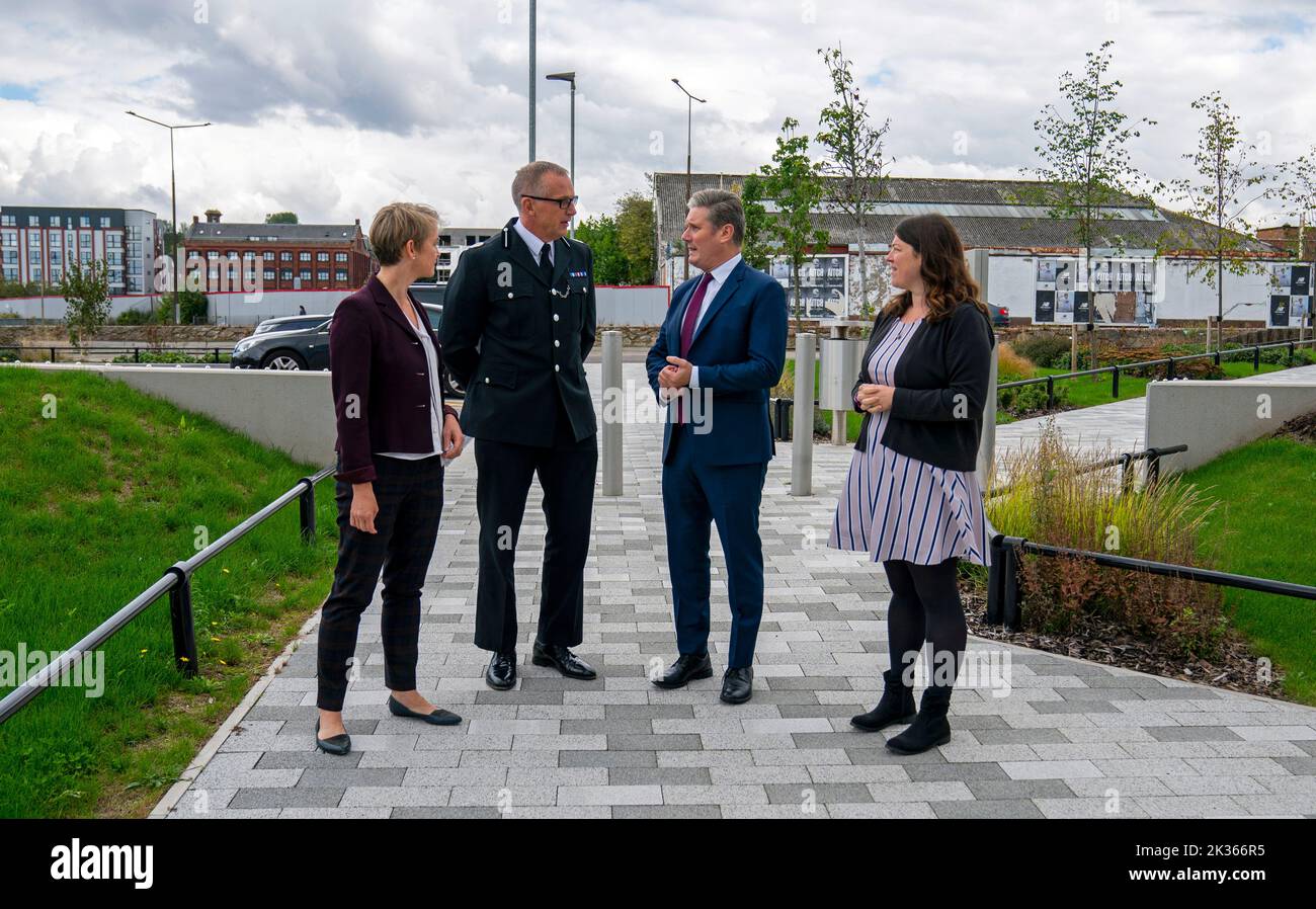 Labour Party leader Sir Keir Starmer and shadow home secretary, Yvette ...