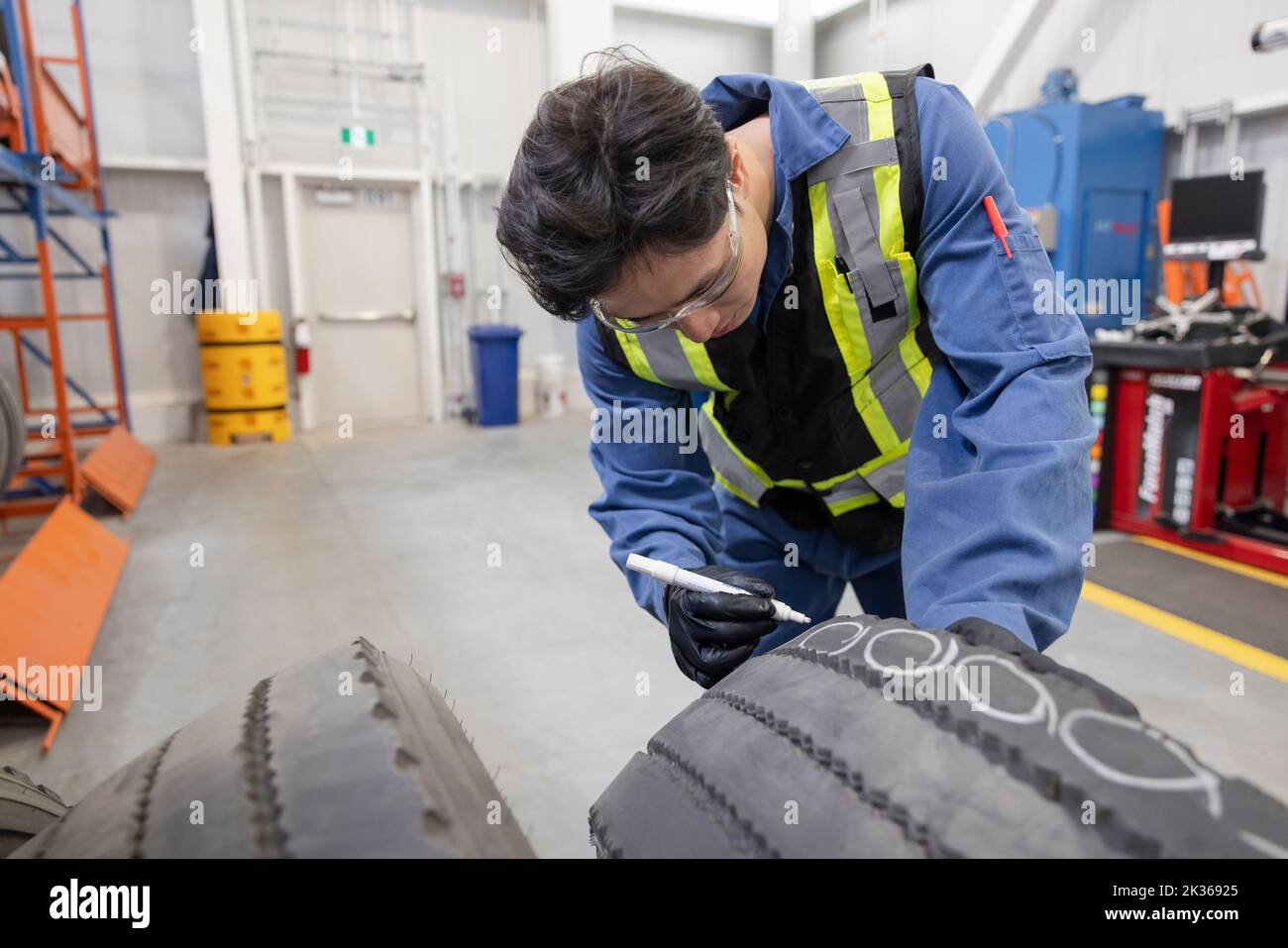 Maintenance inspection inspecting hi-res stock photography and images ...