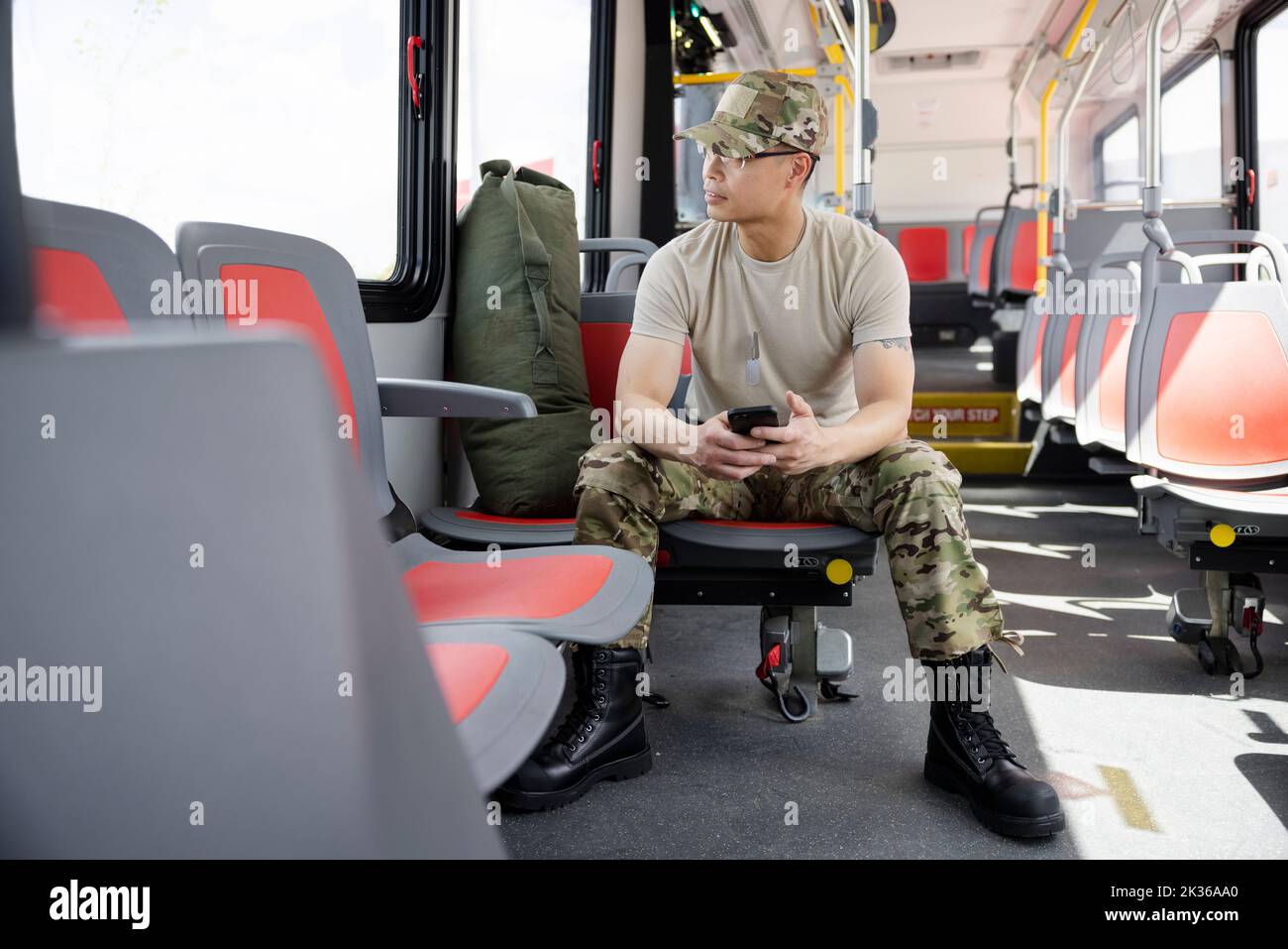 Bus personnel hi-res stock photography and images - Alamy