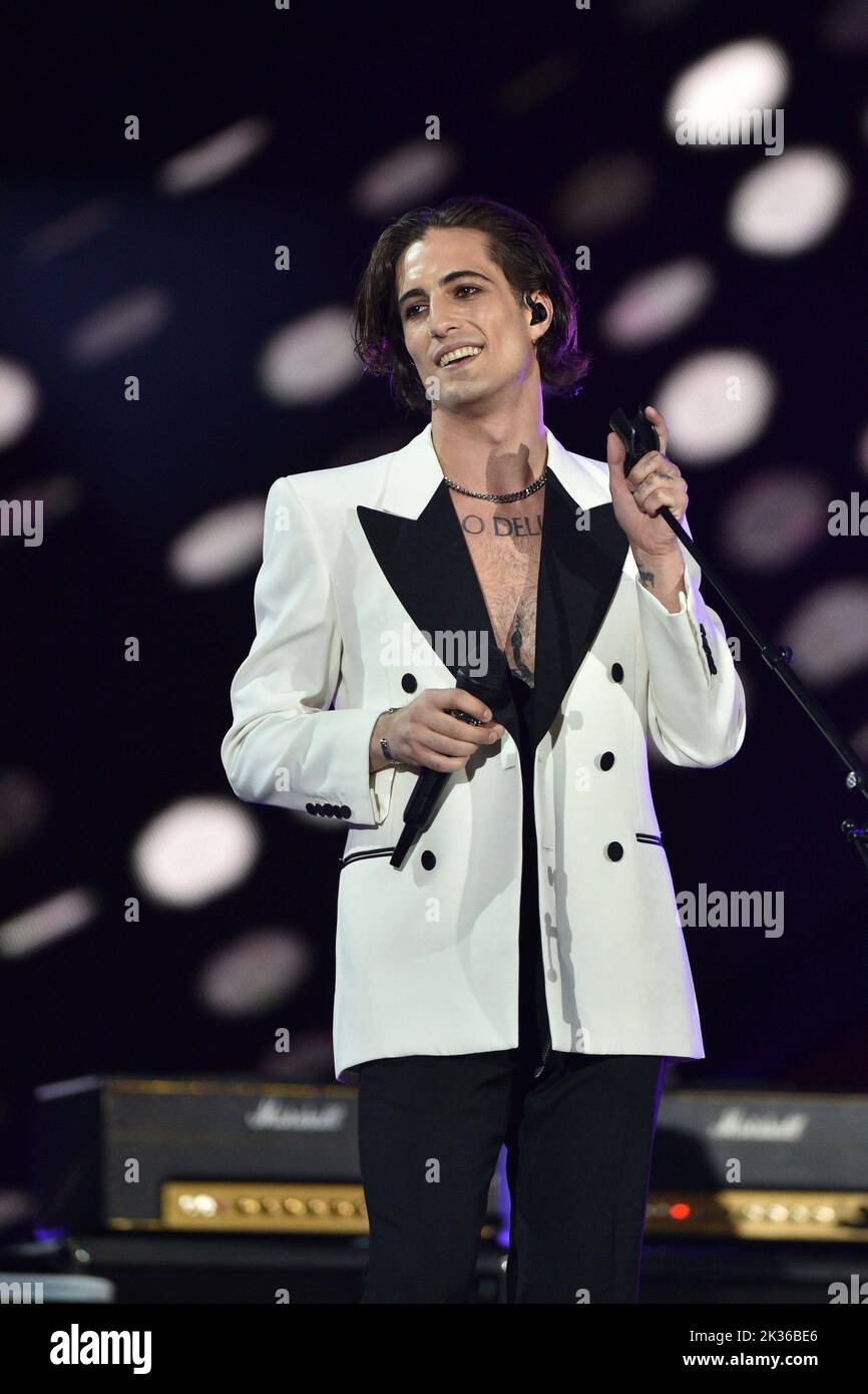 Maneskin concert hi-res stock photography and images - Alamy