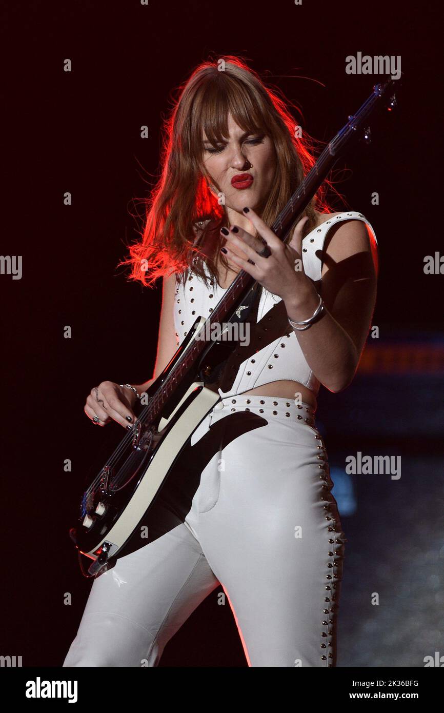 Maneskin concert hi-res stock photography and images - Alamy