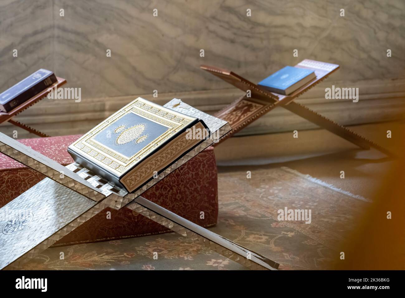 Internal room for studying the holy Quran and religion Stock Photo - Alamy