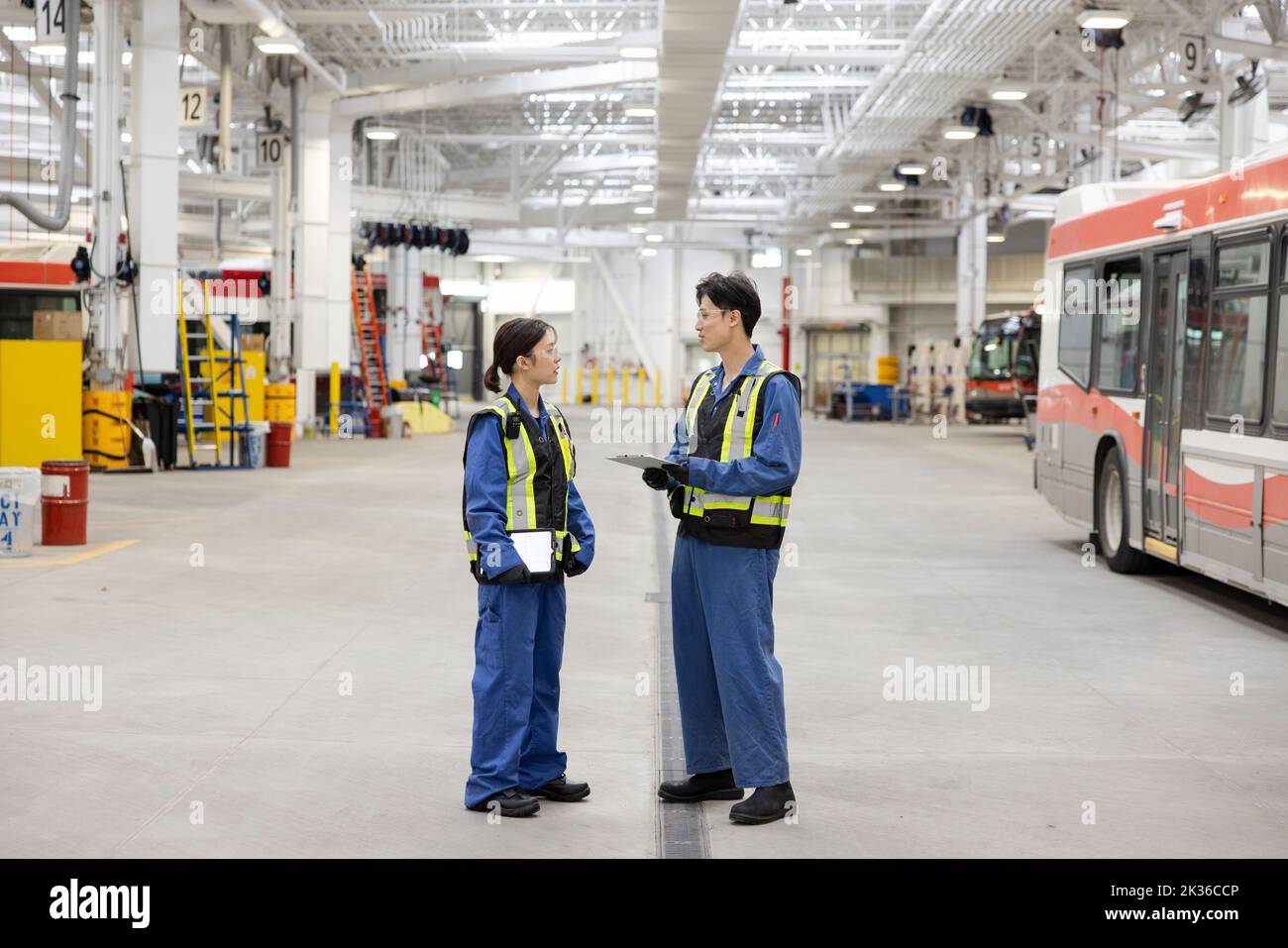 Bus maintenance hi-res stock photography and images - Alamy