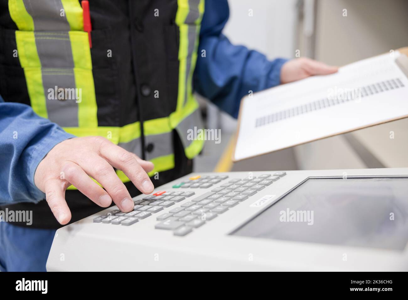 Using equipment hi-res stock photography and images - Alamy