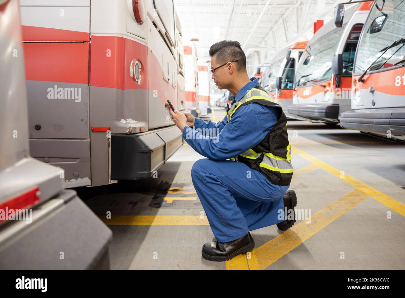 Inspecting camera hi-res stock photography and images - Alamy