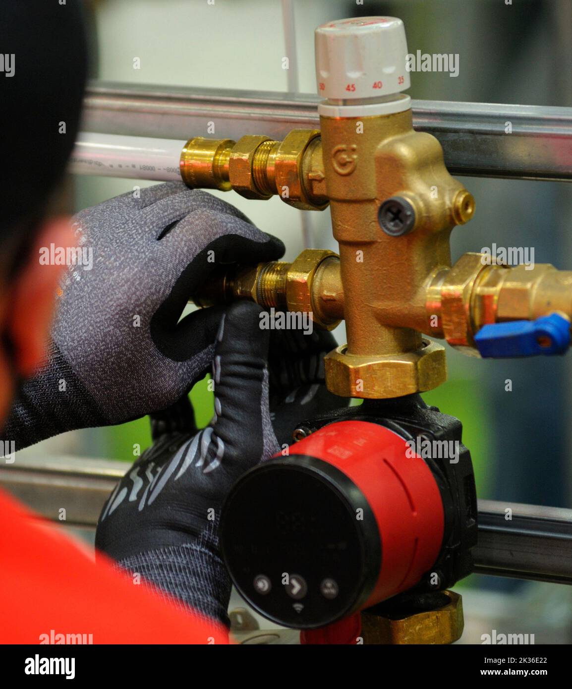 Installing circulation pump hi-res stock photography and images - Alamy