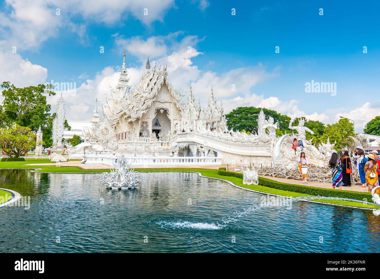 CHIANG RAI, THAILAND - 6.11.2019: Tourists visit famous white temple ...