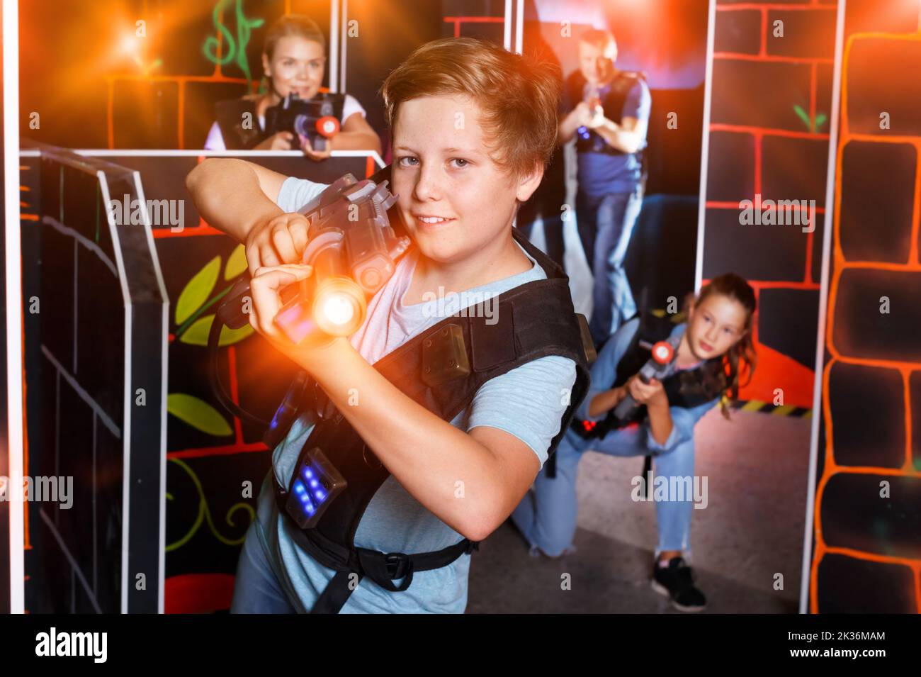 Laser arena hi-res stock photography and images - Alamy