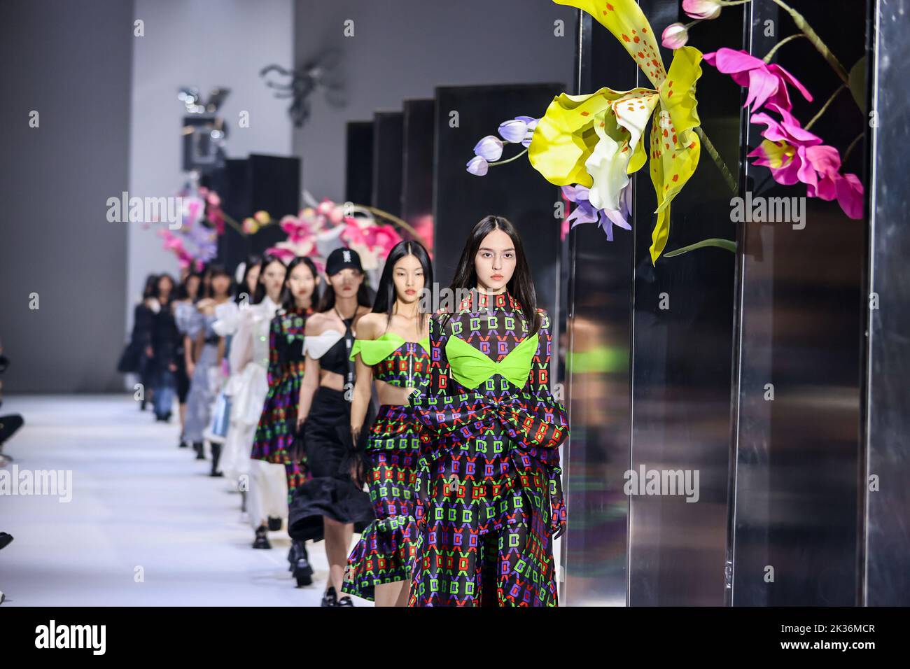 SHANGHAI, CHINA - SEPTEMBER 24, 2022 - Models walk the runway during ...