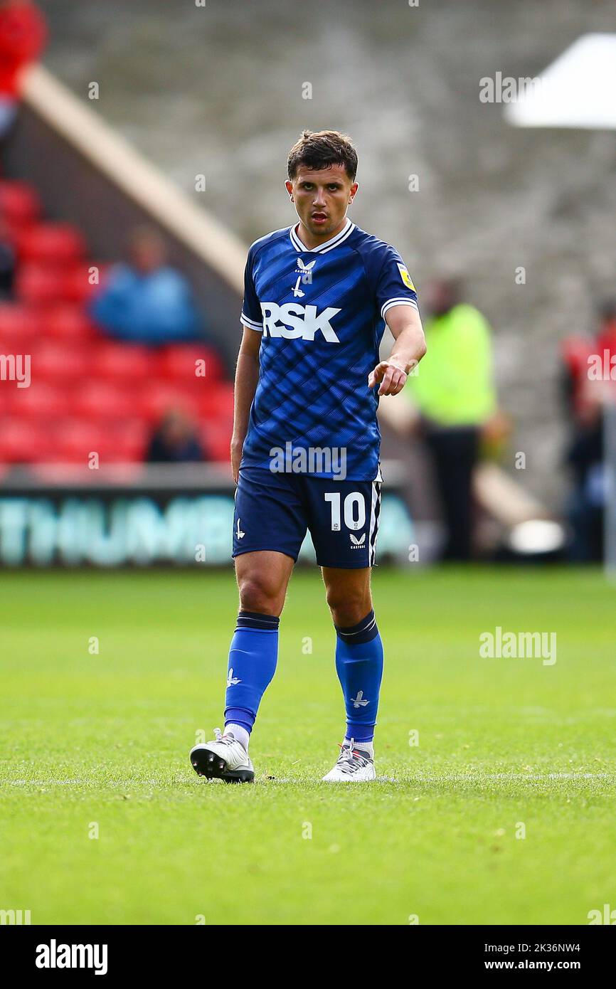 Oakwell Stadium, Barnsley, England - 24th September 2022 Albie Morgan ...