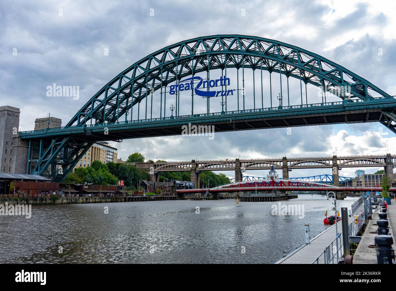 Great north run tyne bridge hi-res stock photography and images - Alamy