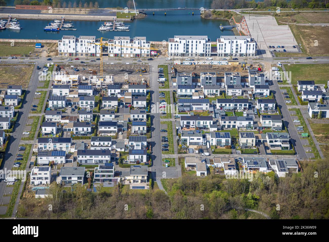 Aerial view, marina, terraced house housing estate Hafenquartier Graf ...