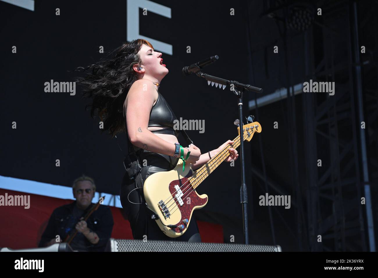 2022 iheartradio music festival daytime stage hi-res stock photography ...