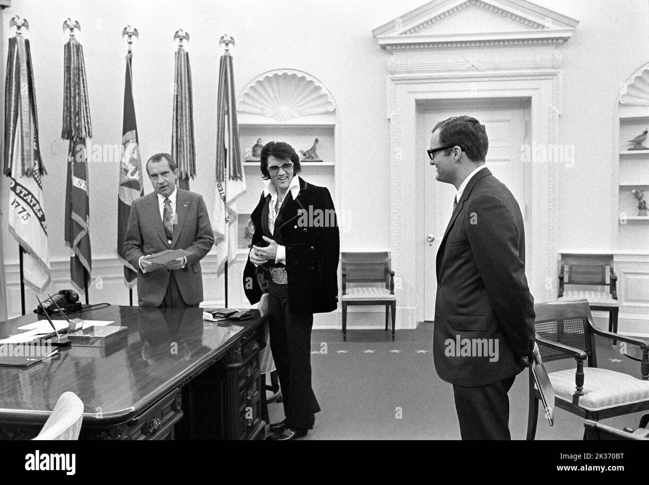 Elvis at the oval office hi-res stock photography and images - Alamy