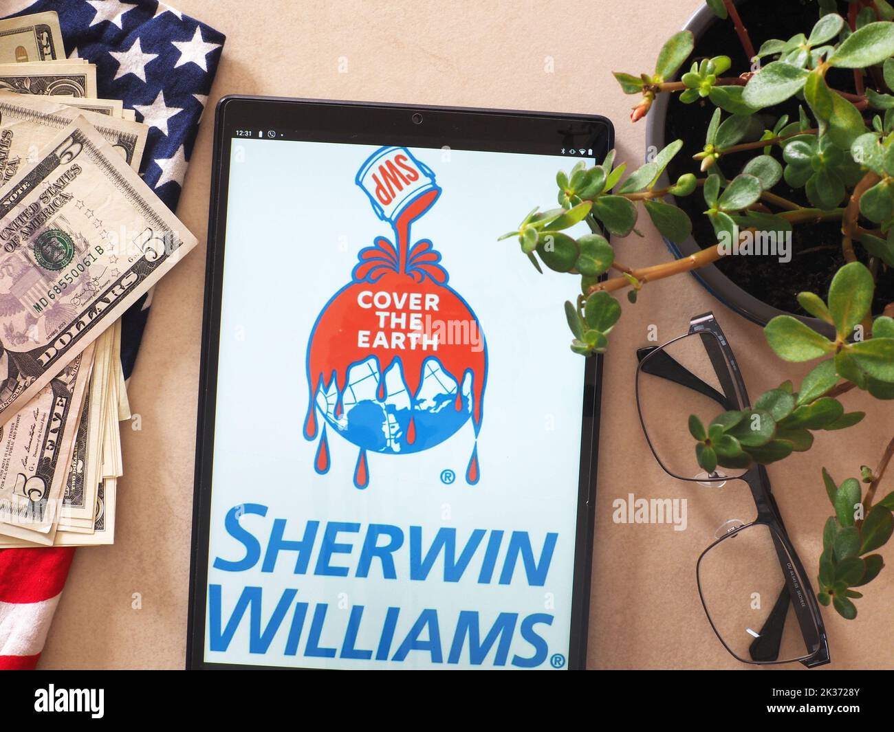 Sherwin williams logo hi-res stock photography and images - Alamy