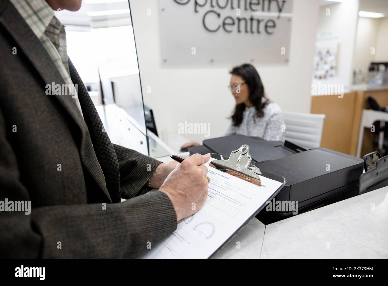 Writing desk anonymous hi-res stock photography and images - Alamy