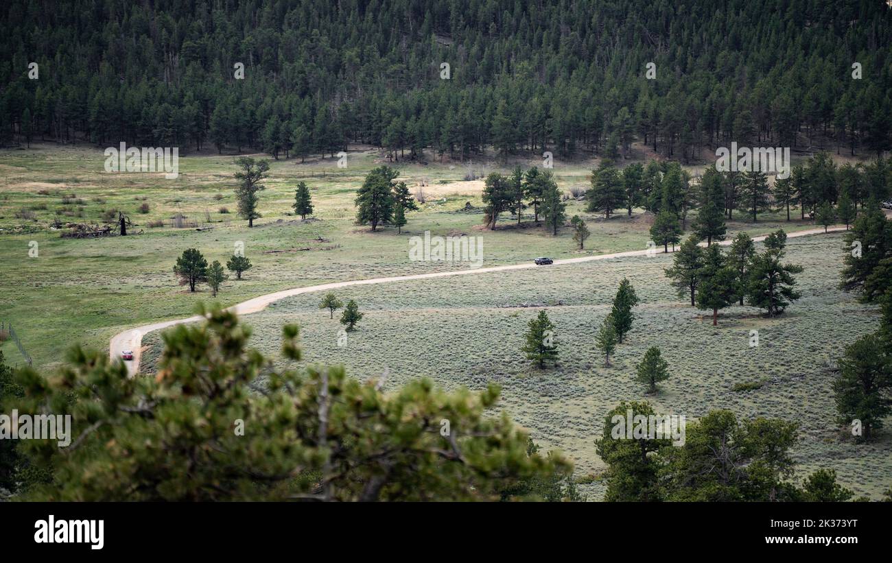 Autumn valley mountain road hi-res stock photography and images - Alamy