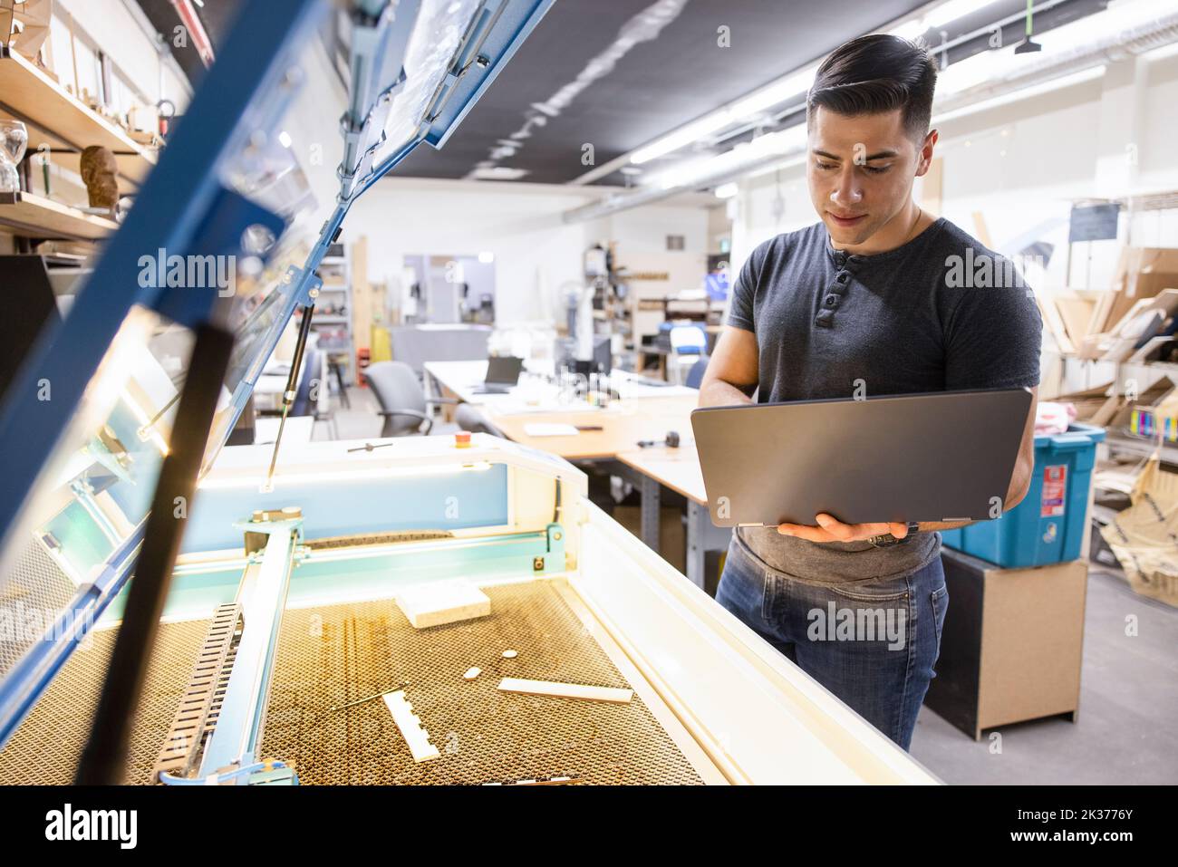 Maker innovation space hi-res stock photography and images - Alamy
