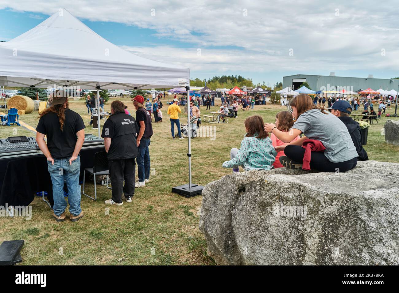 Craft beer festival Stock Photo - Alamy