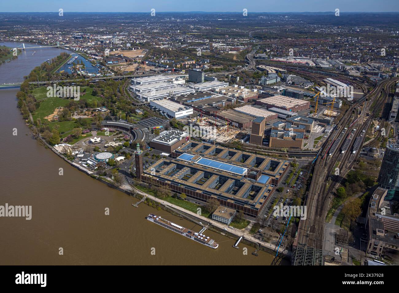 Aerial view, Cologne fairground with construction site and new building ...