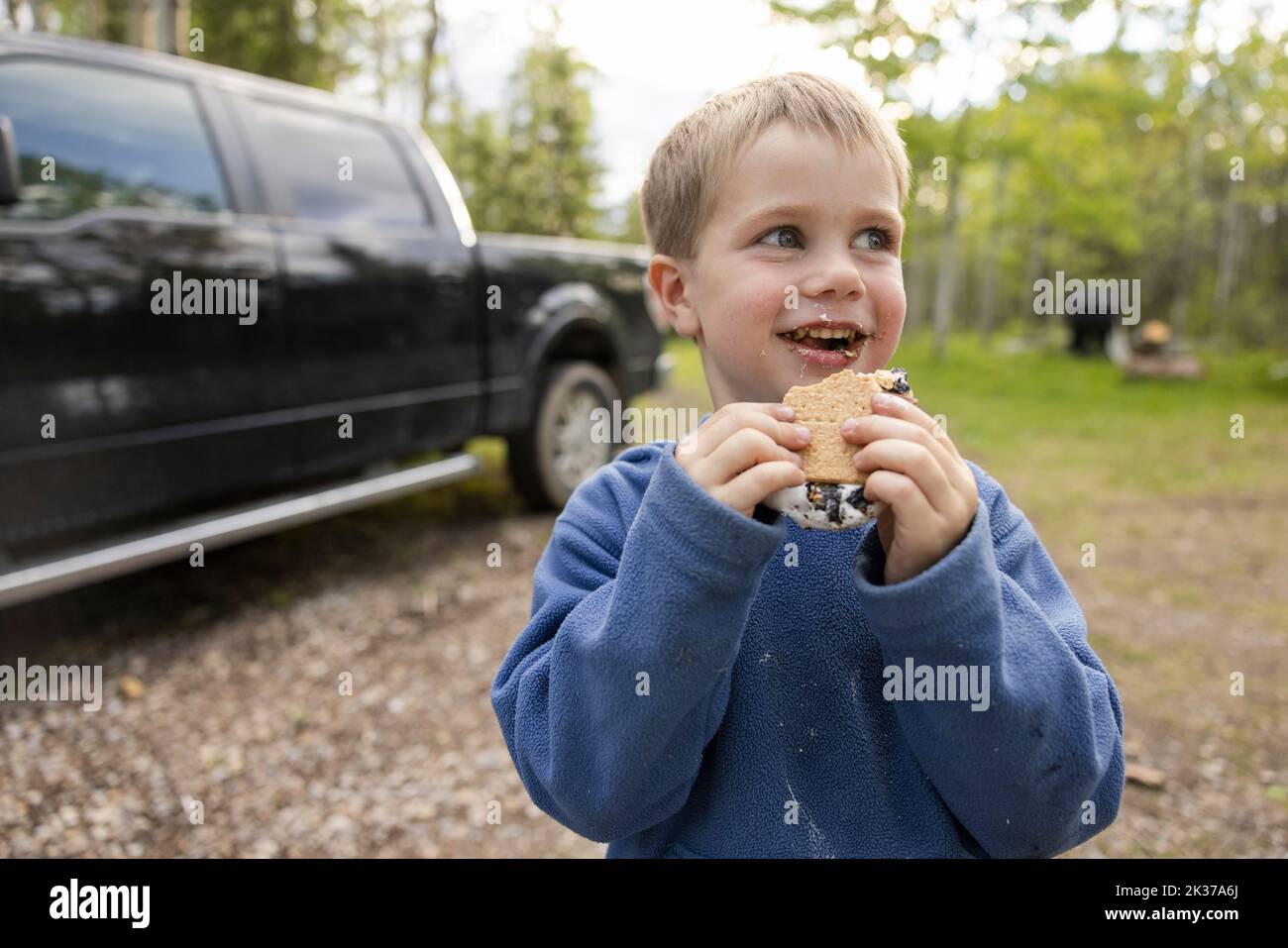 Marshmallow boy hi-res stock photography and images - Alamy