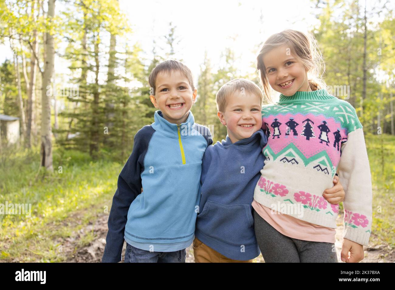 Family sister brothers hi-res stock photography and images - Alamy