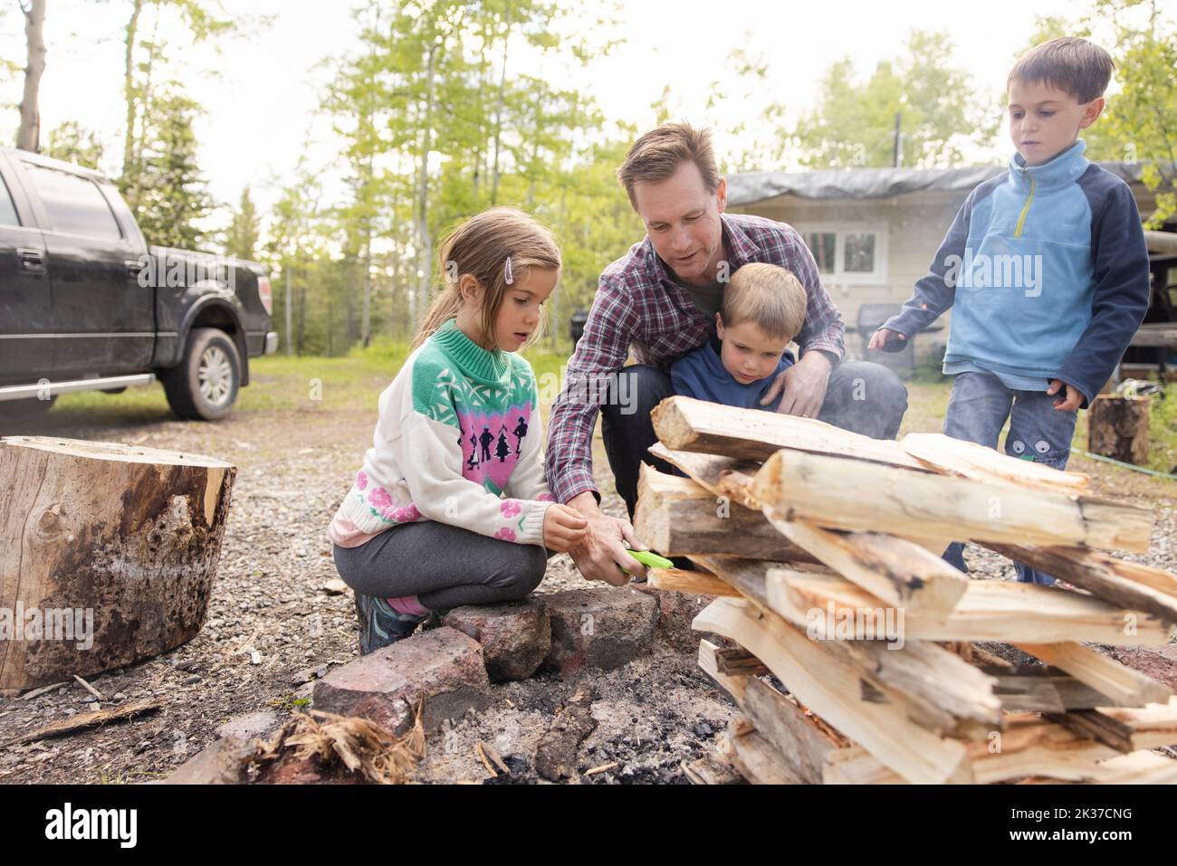 Forest children learn hi-res stock photography and images - Alamy