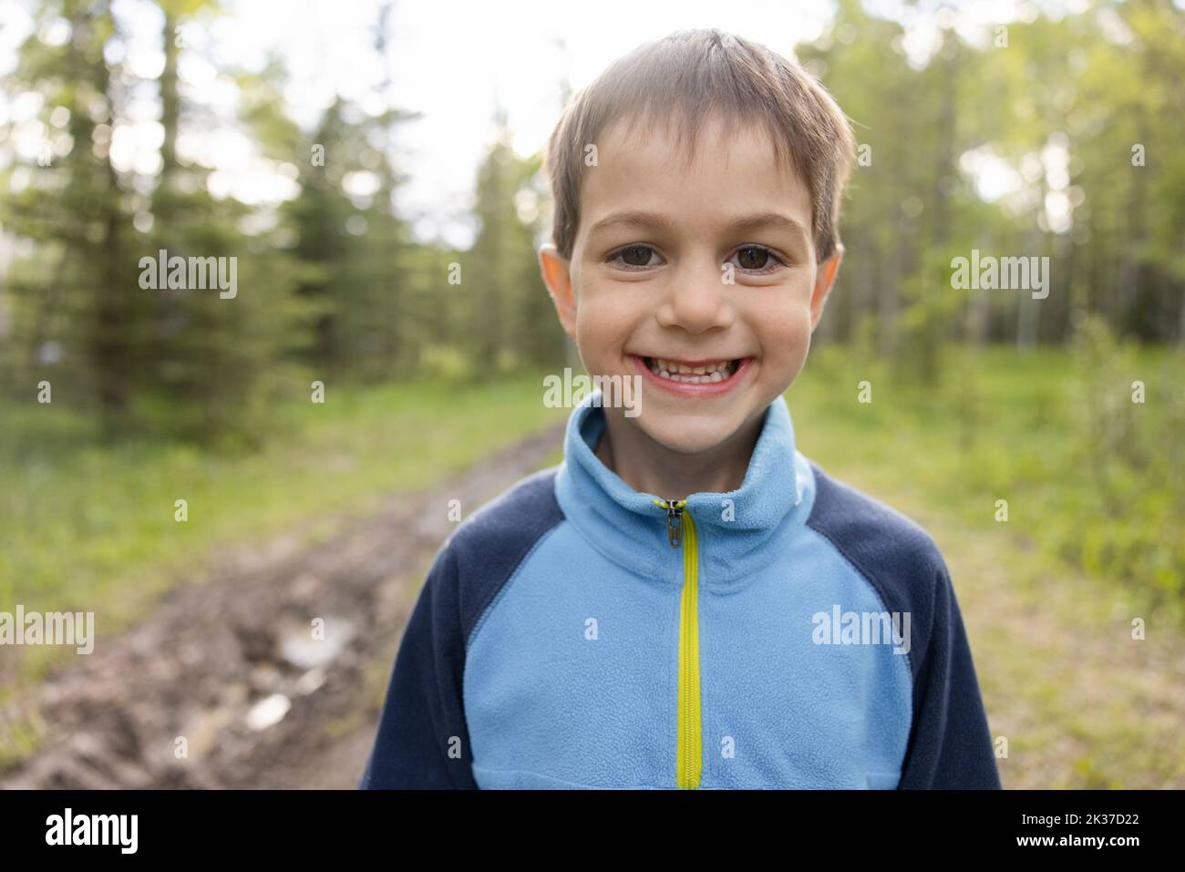 Boy in forest hi-res stock photography and images - Alamy