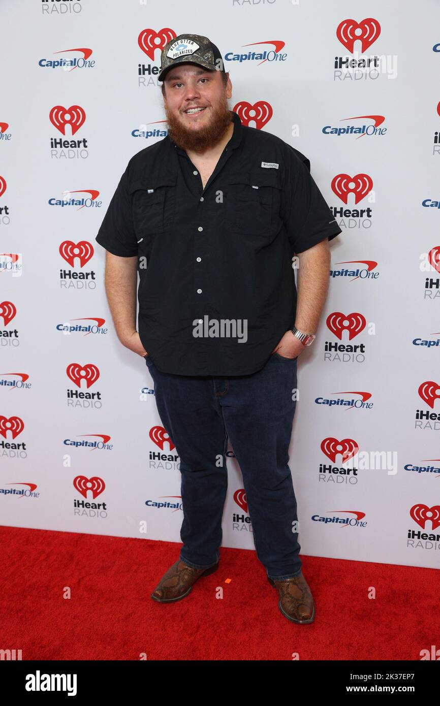 Las Vegas, NV, USA. 24th Sep, 2022. Luke Combs at arrivals for 2022 ...