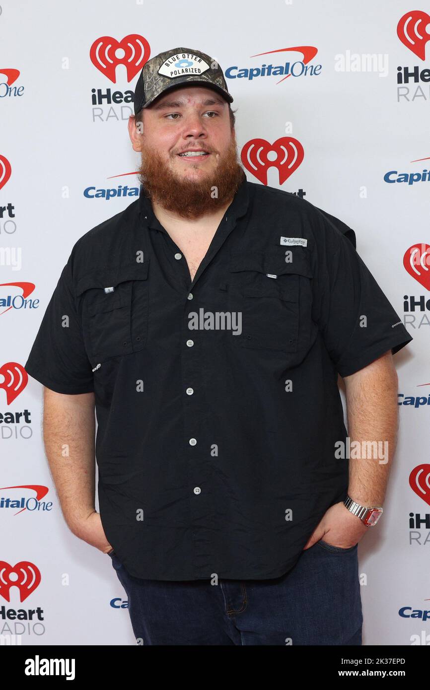 Las Vegas, NV, USA. 24th Sep, 2022. Luke Combs at arrivals for 2022 ...