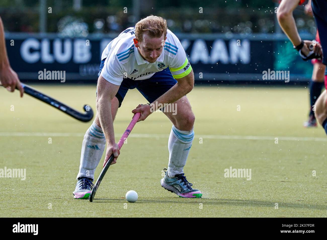 TILBURG, NETHERLANDS - SEPTEMBER 25: Felix Gulinck of Tilburg H1 during ...