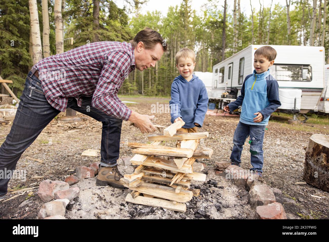 Children in forest hi-res stock photography and images - Alamy