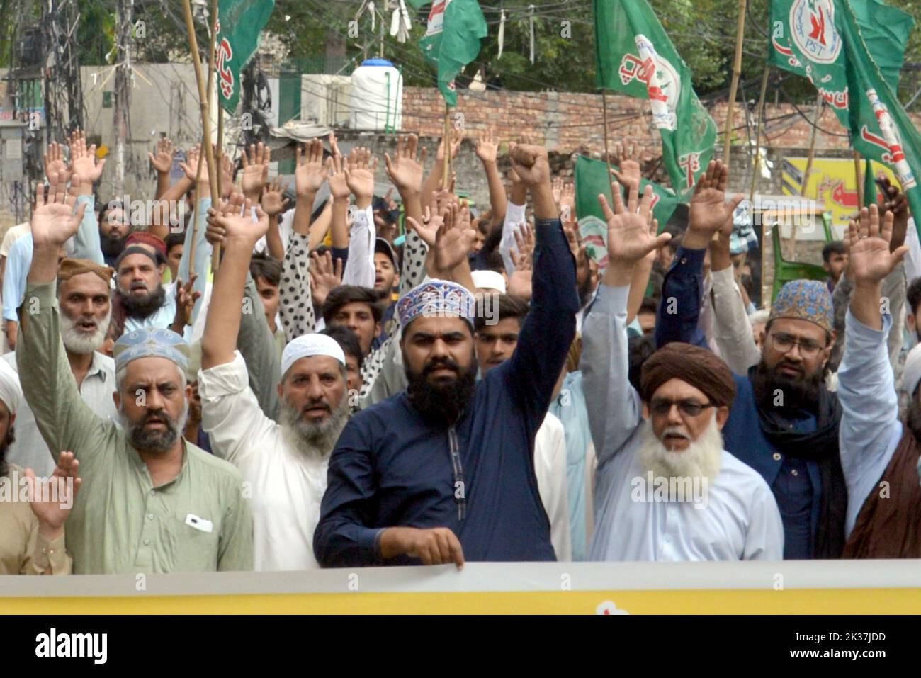 Activists of Pakistan Sunni Tehreek hold a protest during ...