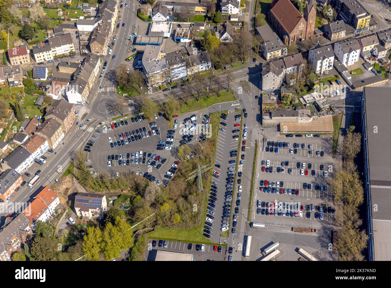 Parking lot deutsche edelstahlwerke witten hi-res stock photography and ...