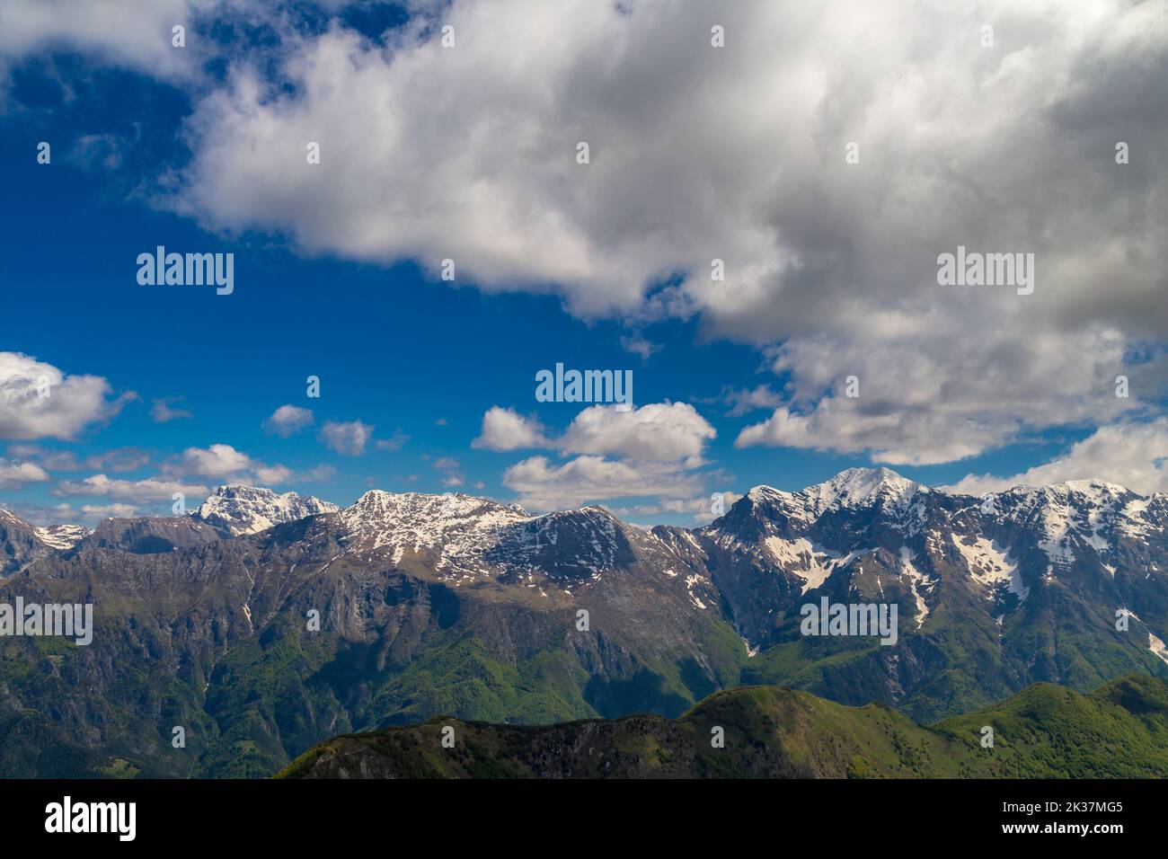A beautiful spring day on the mountains above Val di Resia, Julian Alps ...