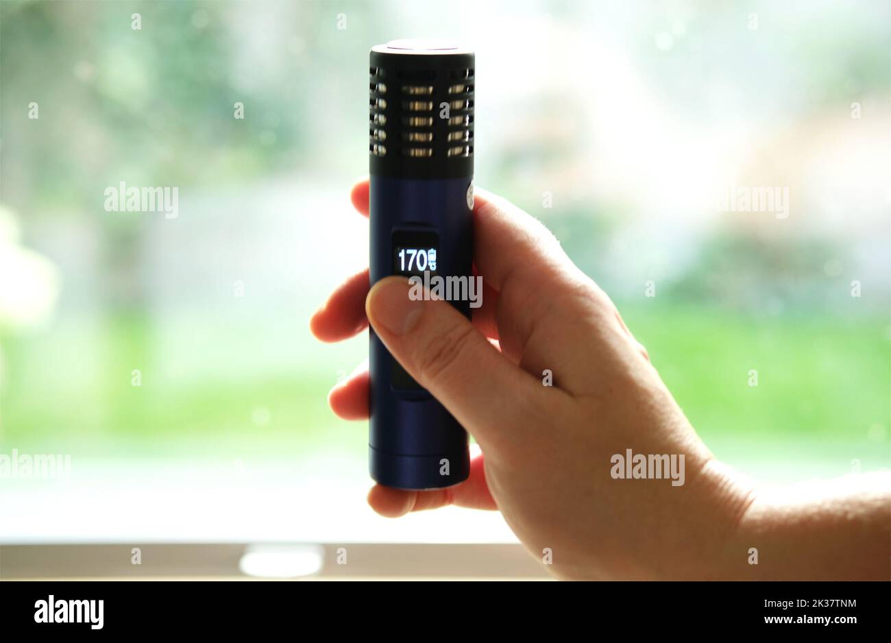 Vaporizer technology hi-res stock photography and images - Alamy