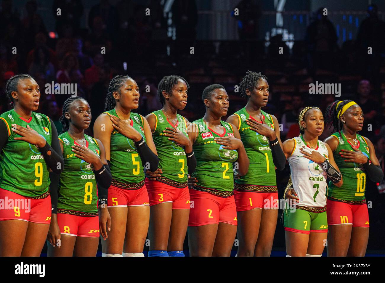 Reine ngameni hi-res stock photography and images - Alamy