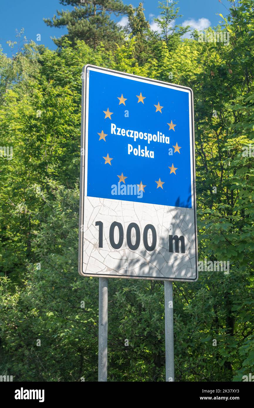 1000 meters to Republic of Poland (Rzeczpospolita Polska) sign. Sign ...